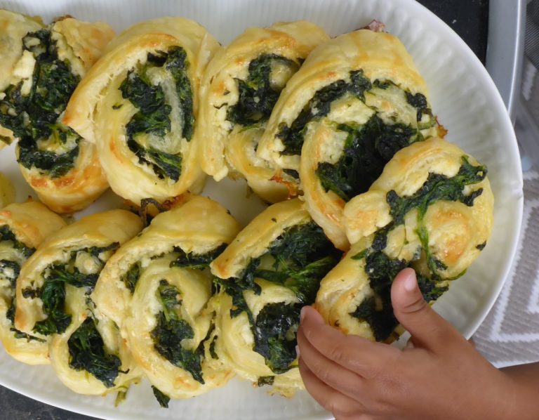 Spinach And Feta Rolls - Ester kocht