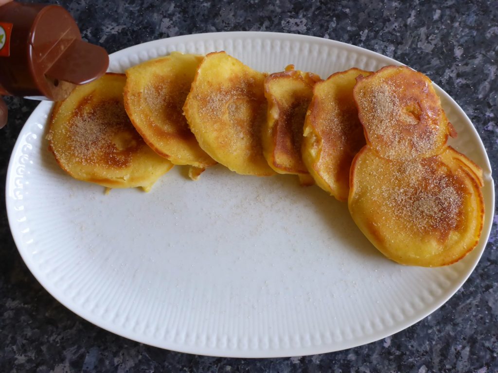 German Fried Apple Rings Batter Recipe - Ester kocht