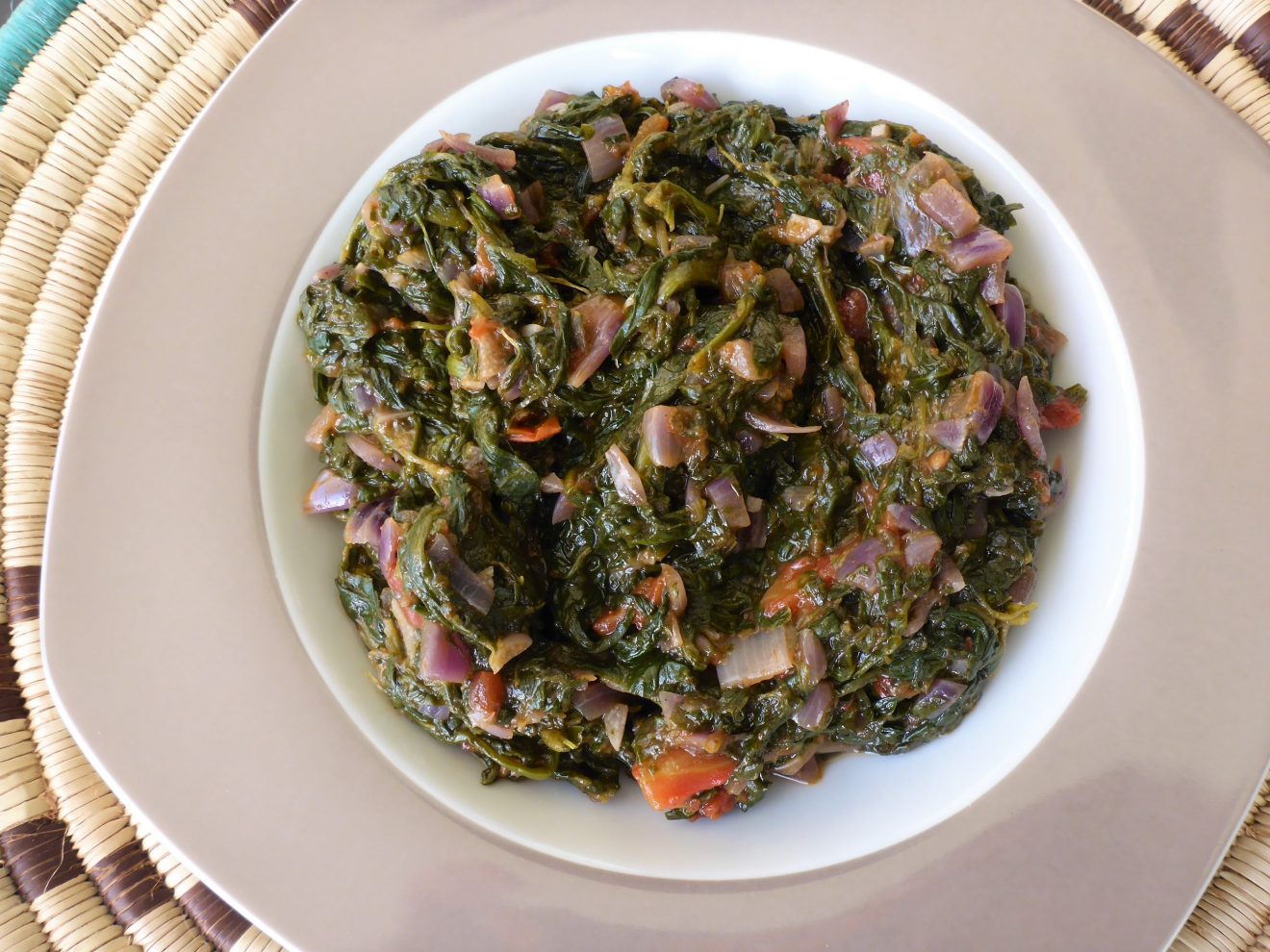 Namibisches Spinat Ragout (Ombidi) - Ester kocht