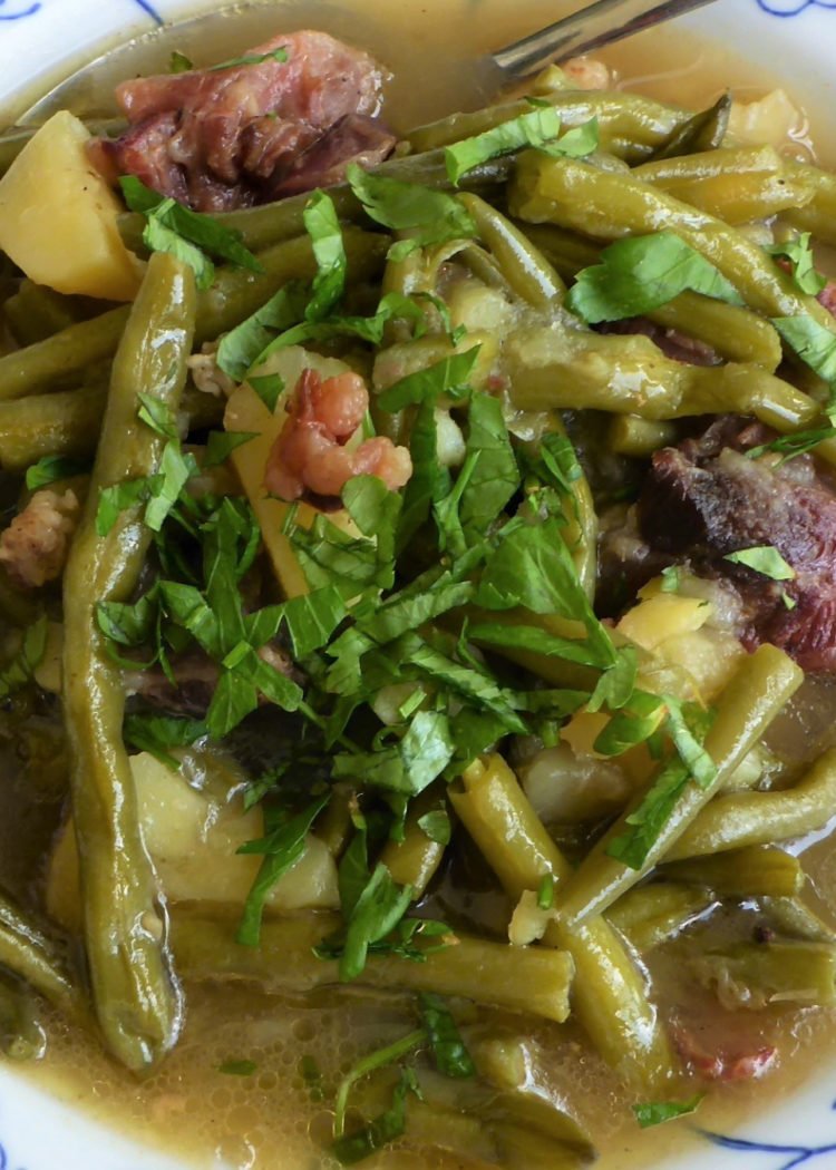 German green bean soup with beef and potatoes - Ester kocht