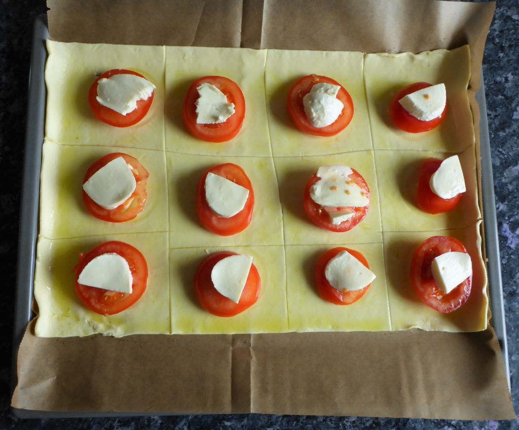 Puff Pastry Tomato Tarts - Ester kocht