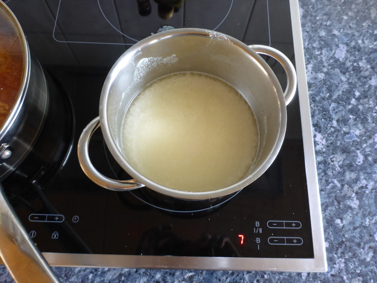 Namibian stiff porridge (Oshifima) - Ester kocht