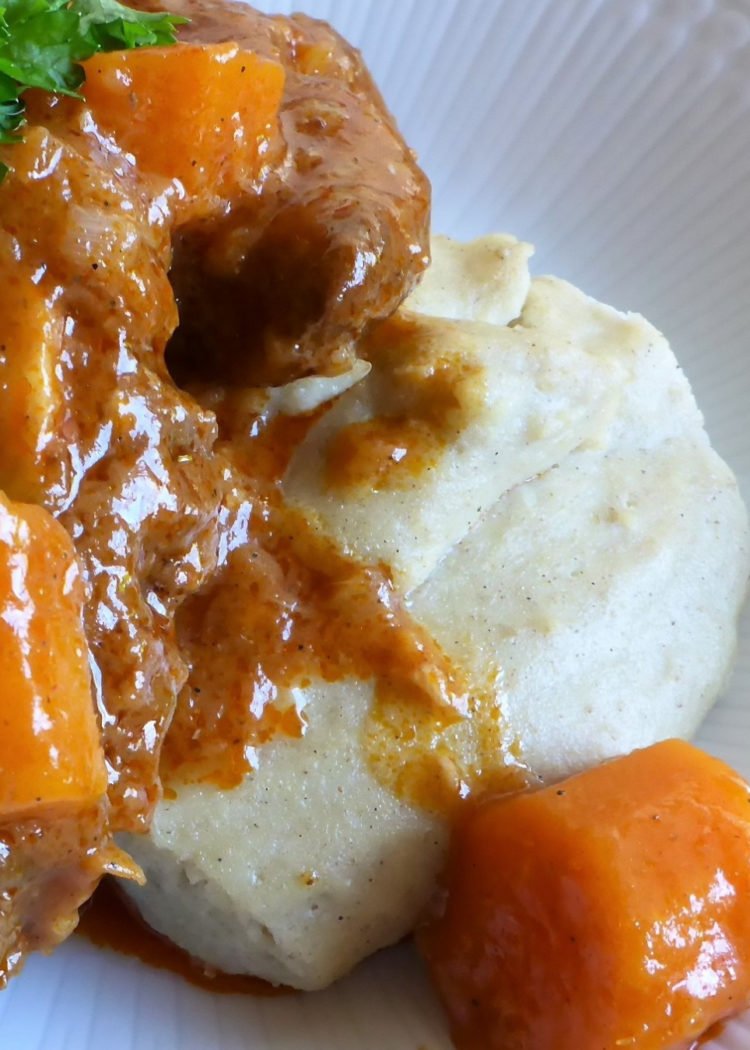 Namibian stiff porridge (Oshifima) - Ester kocht