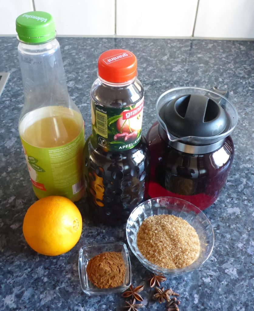 German alcohol – free Christmas punch (Kinderpunsch) - Ester kocht