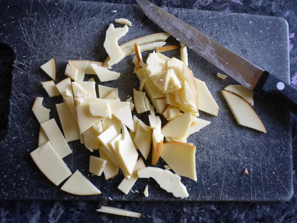 Sicilian Pasta With Pistachio Sauce - Ester kocht