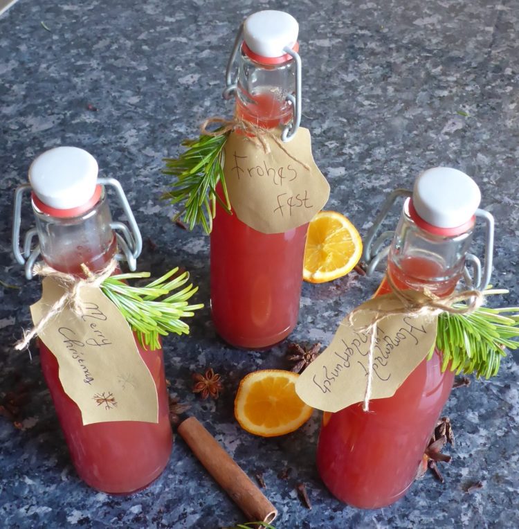 German alcohol – free Christmas punch (Kinderpunsch) - Ester kocht
