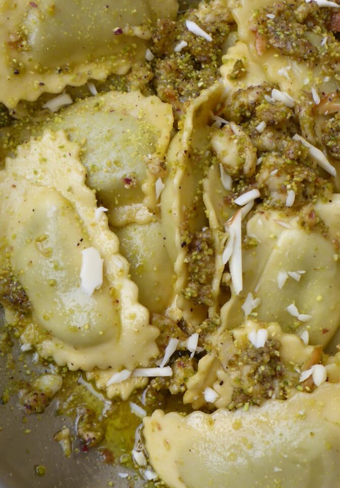 Sicilian Pasta With Pistachio Sauce - Ester kocht