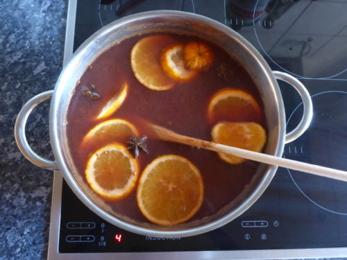 German alcohol – free Christmas punch (Kinderpunsch) - Ester kocht