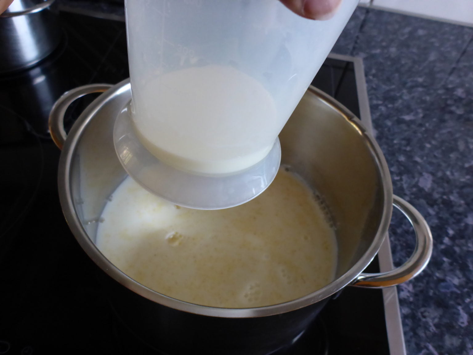 German Semolina Pudding Recipe (Grießbrei) - Ester kocht