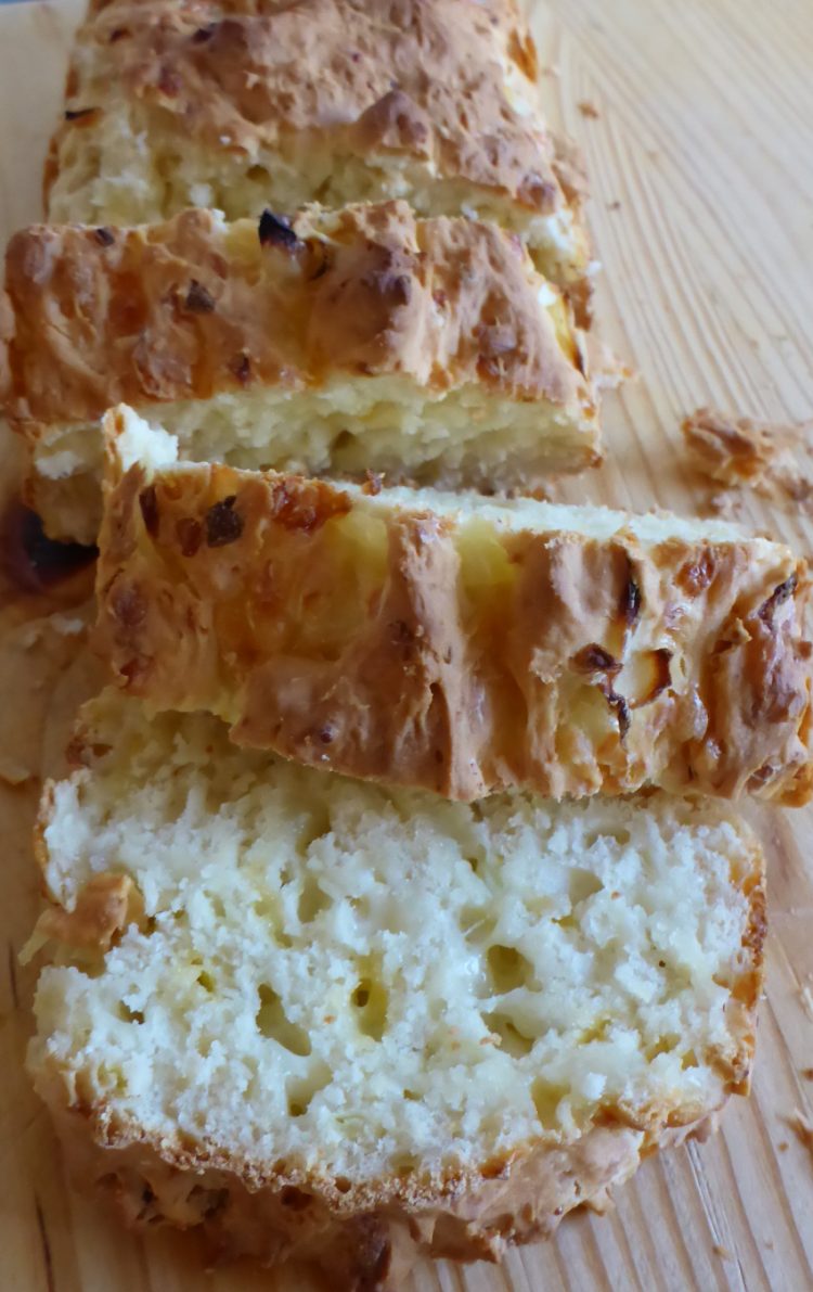 Easy Cheese Bread Recipe No Yeast - Ester kocht