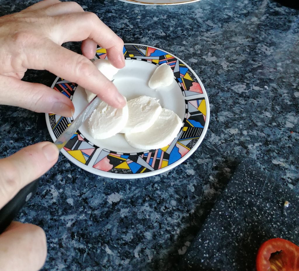 Tomato Mozzarella Basil - Ester kocht