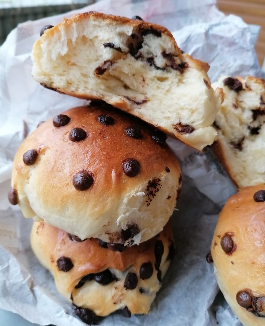 Chocolate Chip Buns - Ester kocht