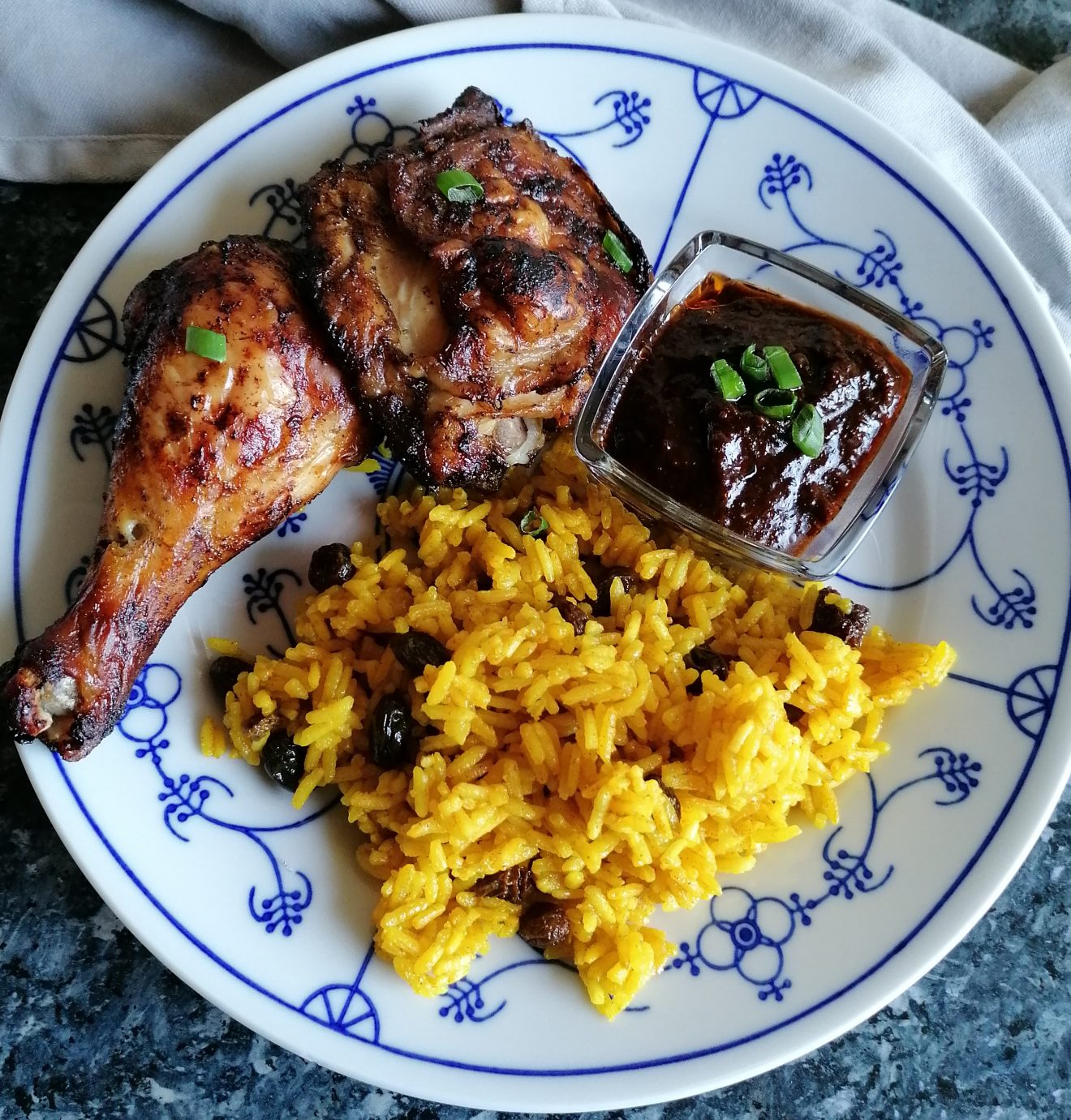 Authentic South African Yellow Rice with Raisins (Geelrys) - Ester kocht