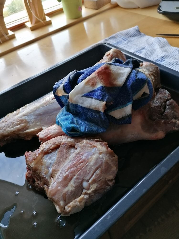 How To Cook Venison Roast In Oven - Ester kocht