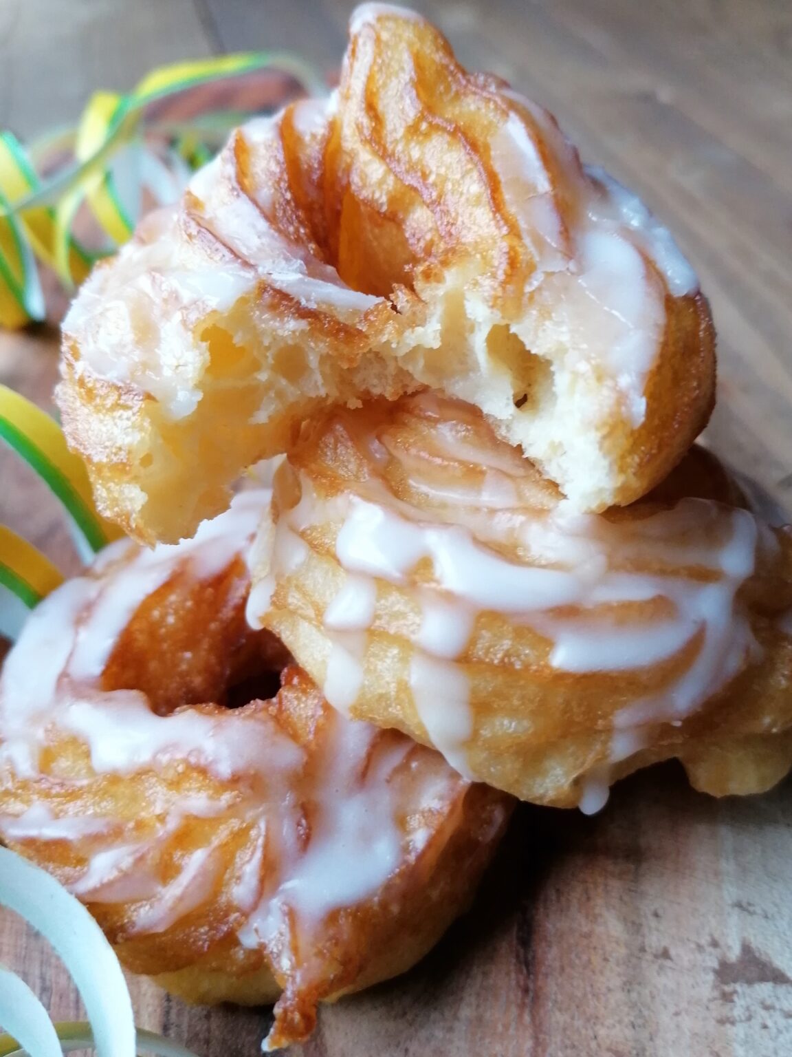 German Cruller Recipe - Ester kocht