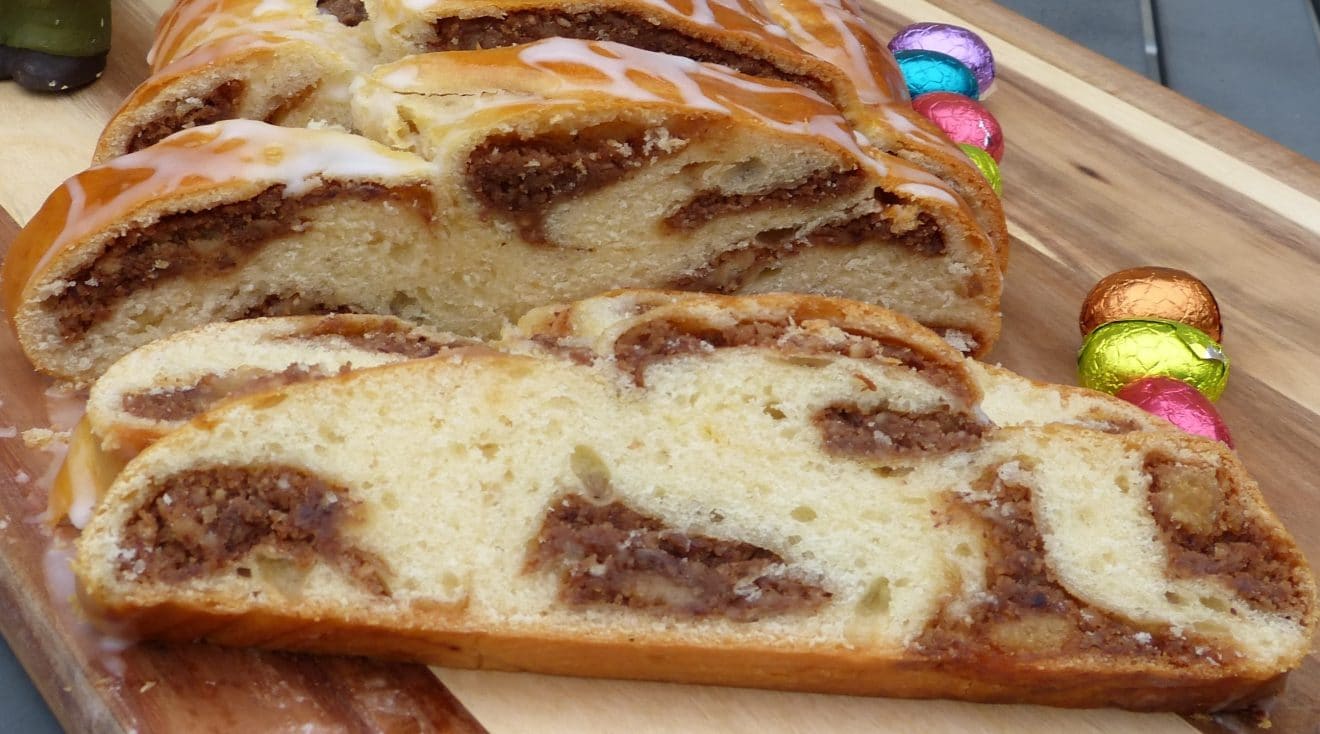 Quick German Braided Sweet Bread - Ester kocht