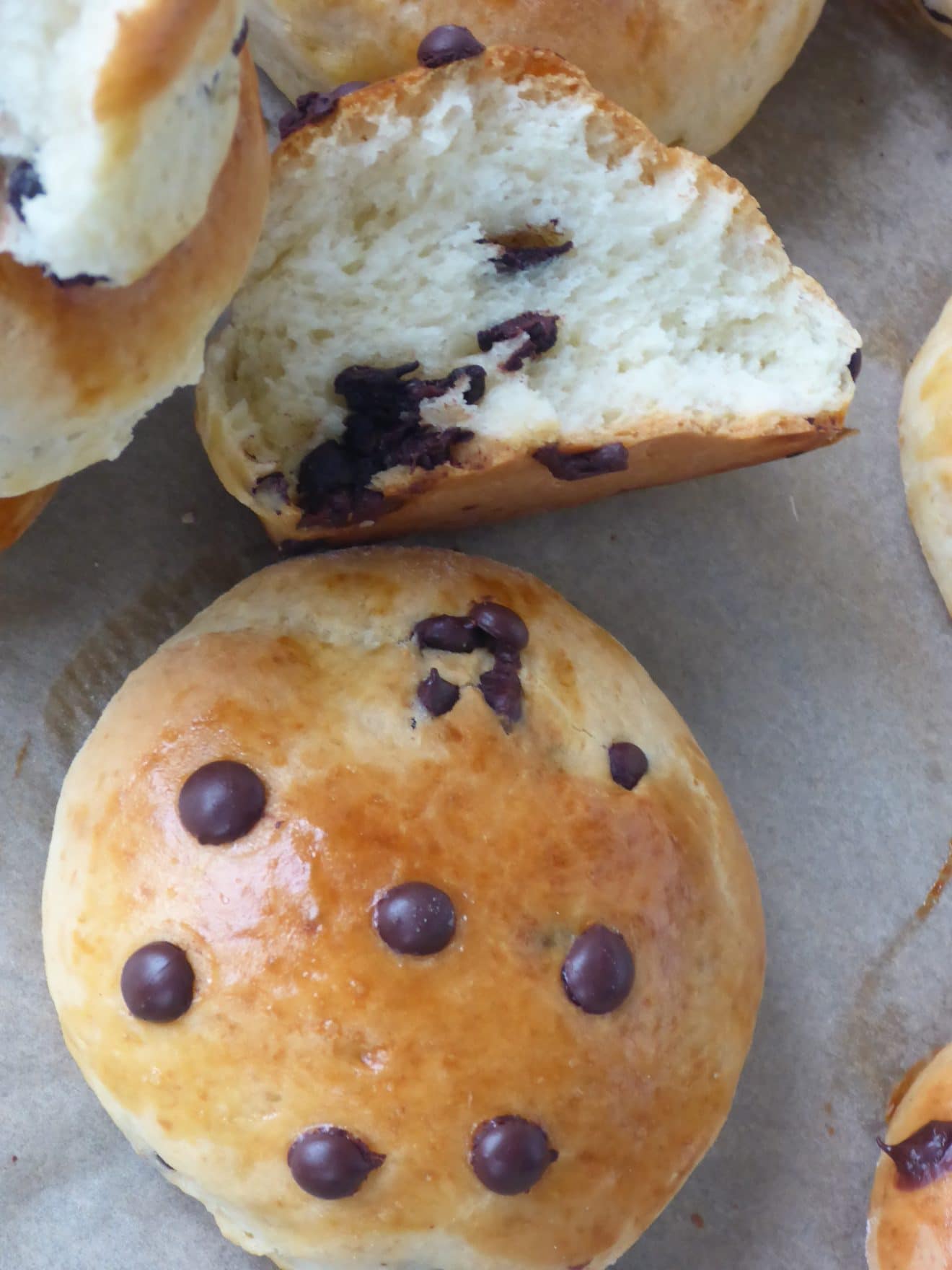 Chocolate Chip Buns WITHOUT Yeast - Ester kocht