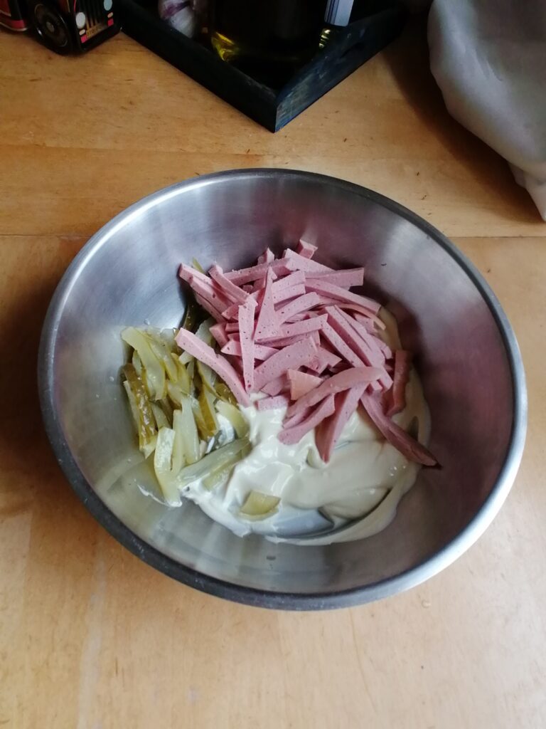 German Meat Salad (Fleischsalat) - Ester kocht