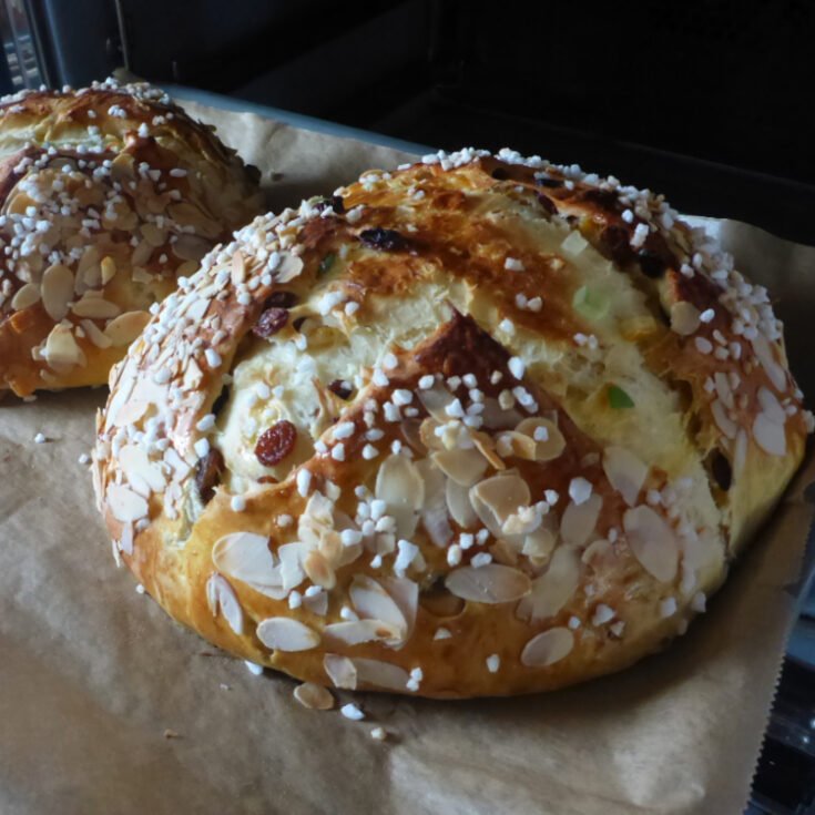 German Easter Bread (Osterbrot) - Ester kocht