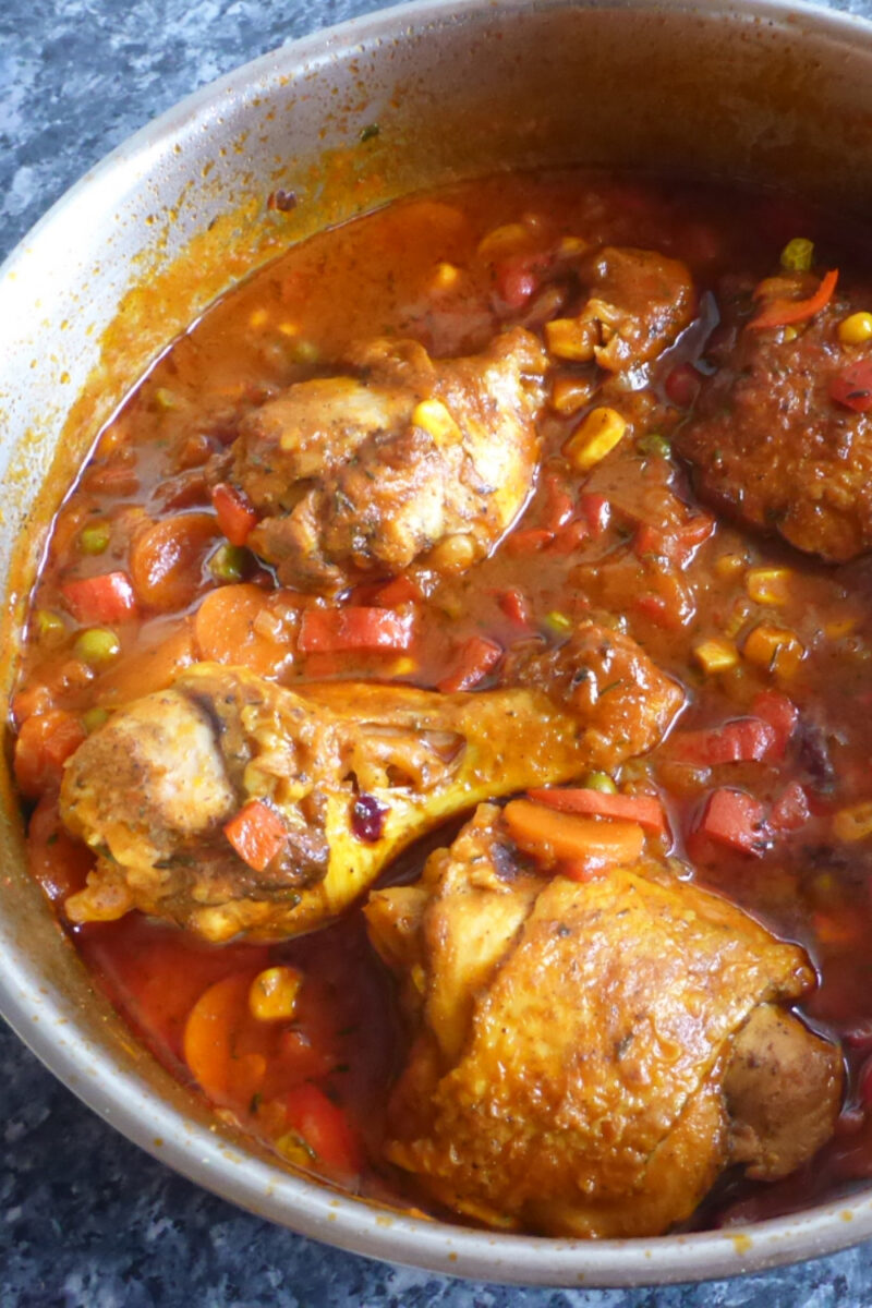 Easy African Chicken Stew Recipe - Ester kocht