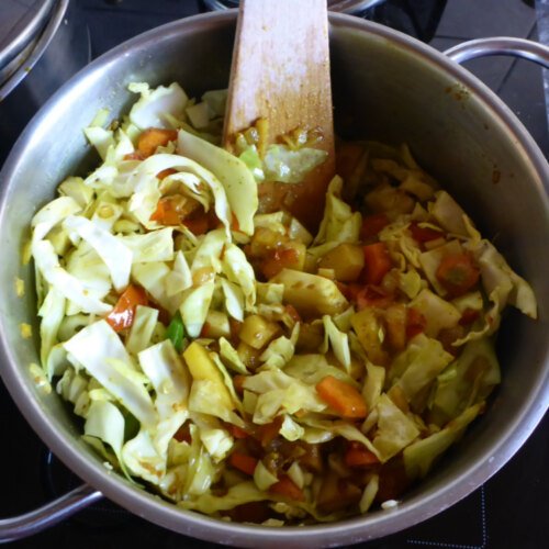 Äthiopischer Kohleintopf Vegan (Tikel Gomen) - Ester kocht