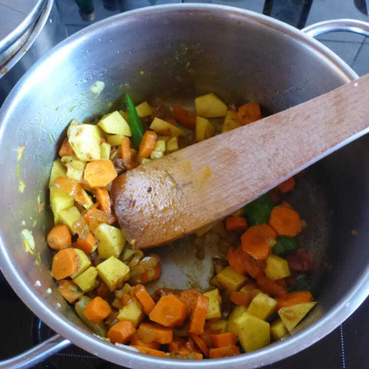 Äthiopischer Kohleintopf Vegan (Tikel Gomen) - Ester kocht