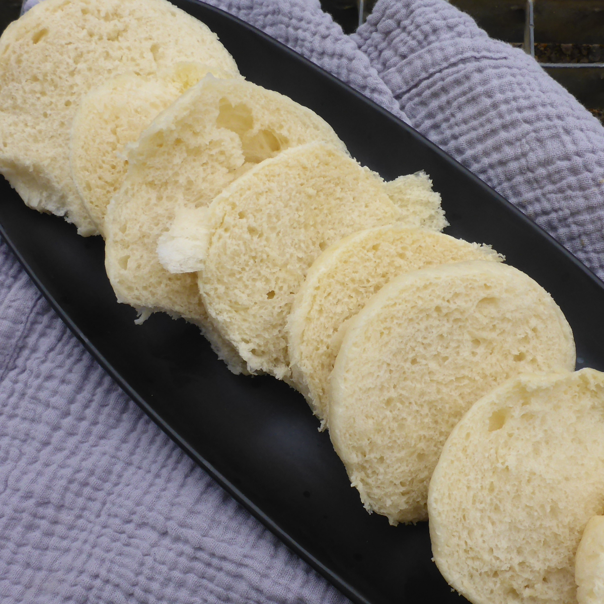 South African Steamed Bread Recipe (Ujeqe) - Ester kocht